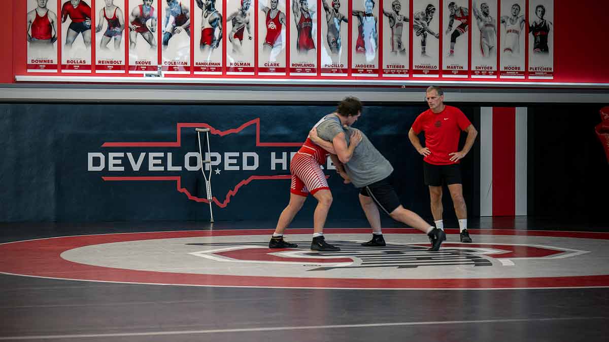 Orthoplastics surgery saves Ohio State coach’s leg | Ohio State Health ...